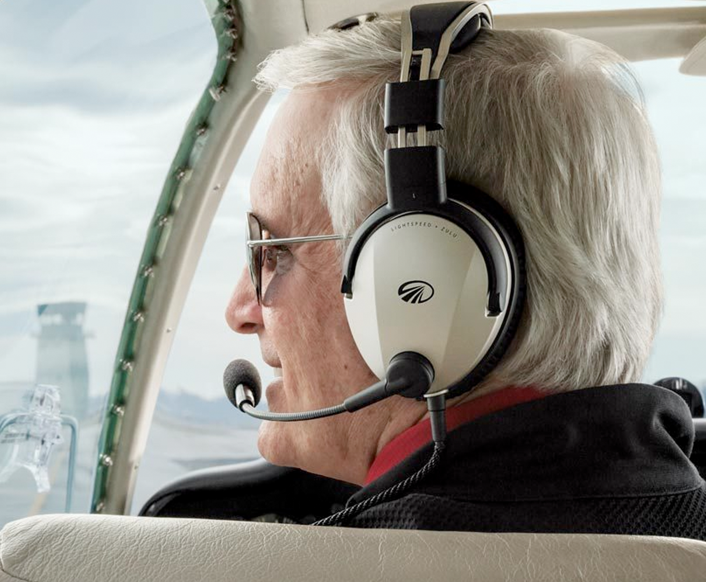 Pilot Headsets | Aviation Headsets at Flightstore