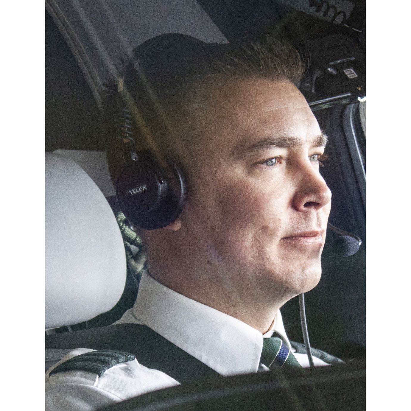 Telex Airman 8 Plus Headset