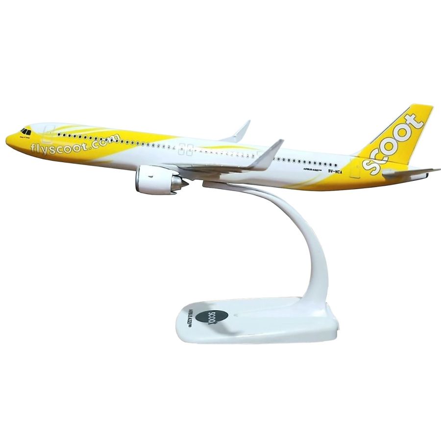 PPC Holland Scoot Airbus A321Neo Plastic Model - 1/200
