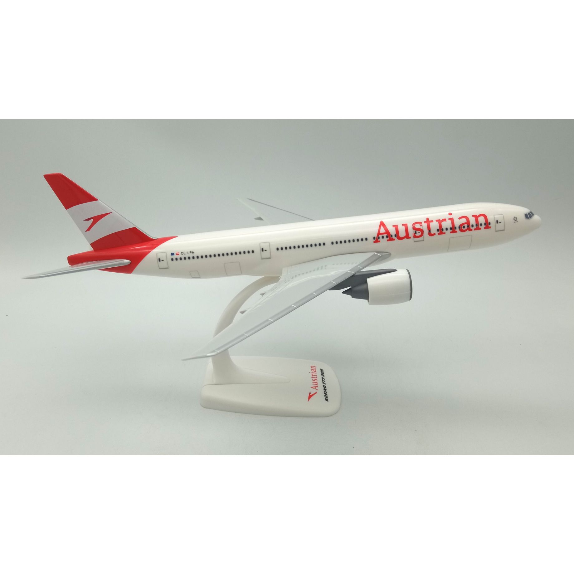 PPC Holland Austrian Boeing 777-200 Plastic Model - 1/200