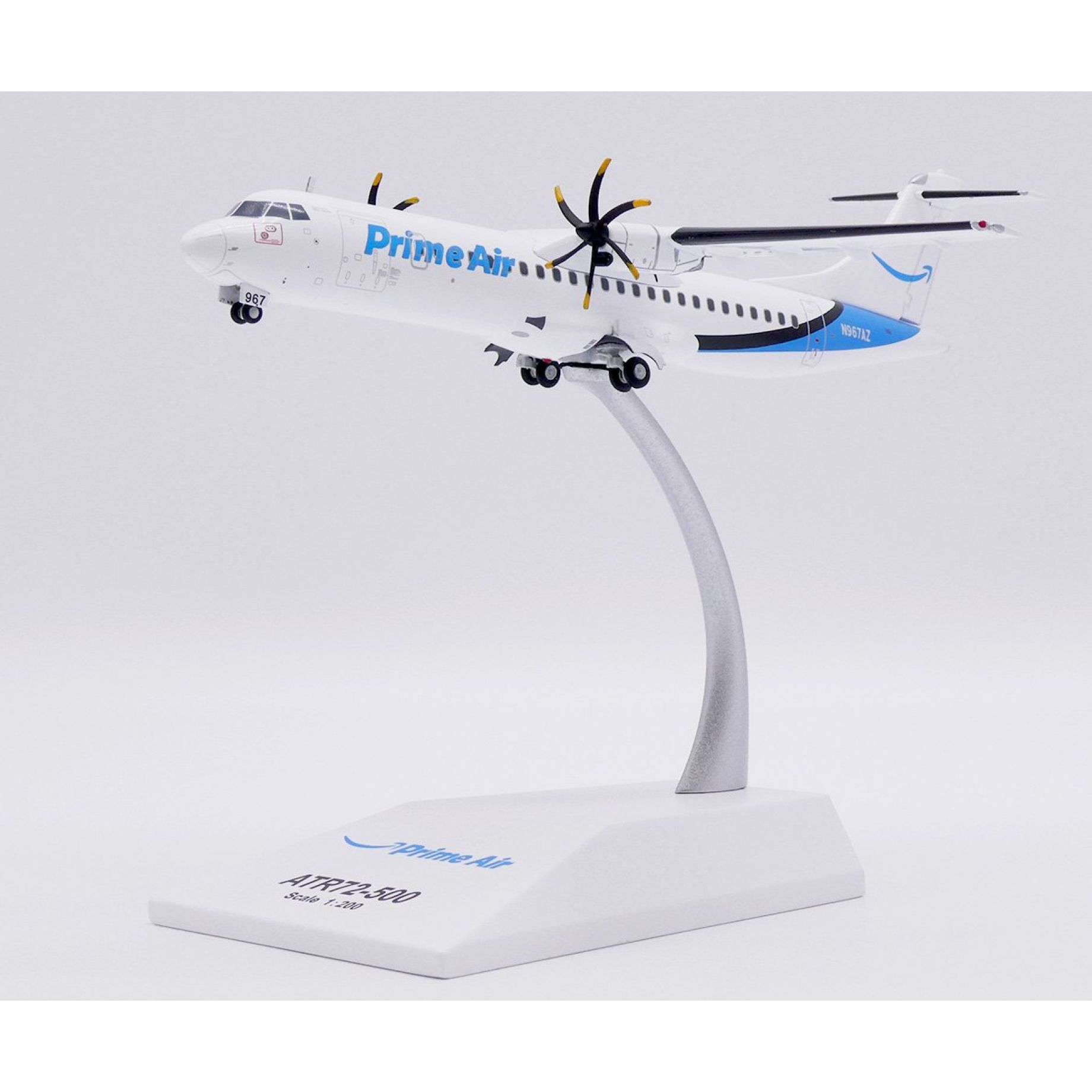 JC Wings Amazon Prime ATR-42-500F Diecast - N967AZ - 1/200