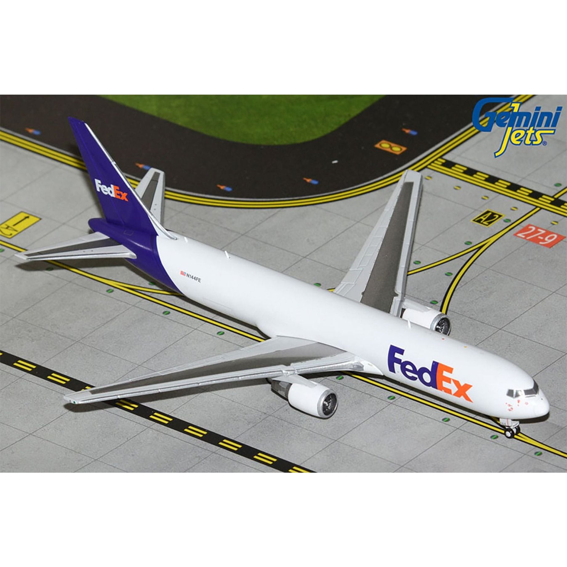 Gemini Jets Fed-Ex B767-300ERF Revised Livery Diecast - N144FE - 1/400 ...