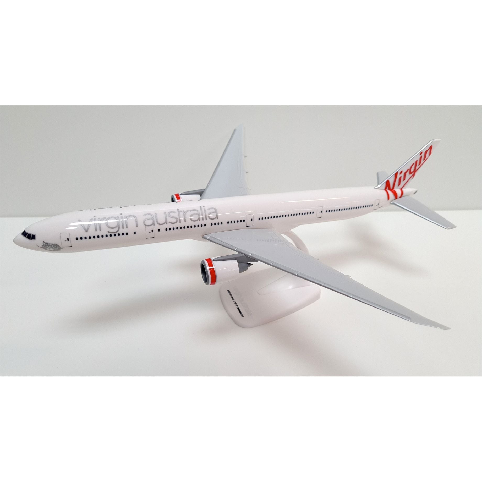 PPC Holland Virgin Australian B777-300ER Plastic Model - Scale 1:200